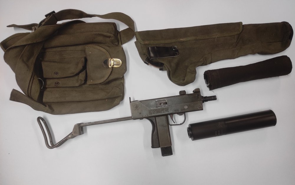 Ingram Mac-11 :: Taco-Wraps.com